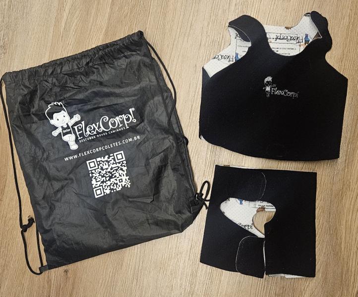 Inclusa - Colete e Bermuda